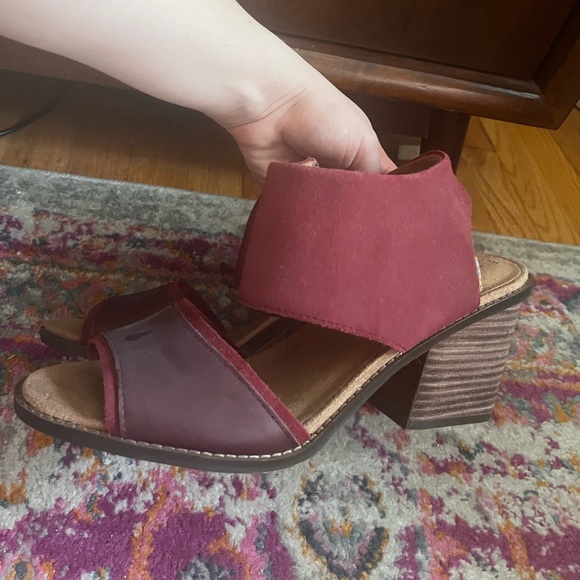 Toms | Shoes | Toms Burgundy Block Heels Suede Sandals | Poshmark